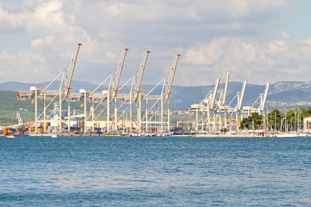 EU launches infringement procedures against four emerging Europe ...