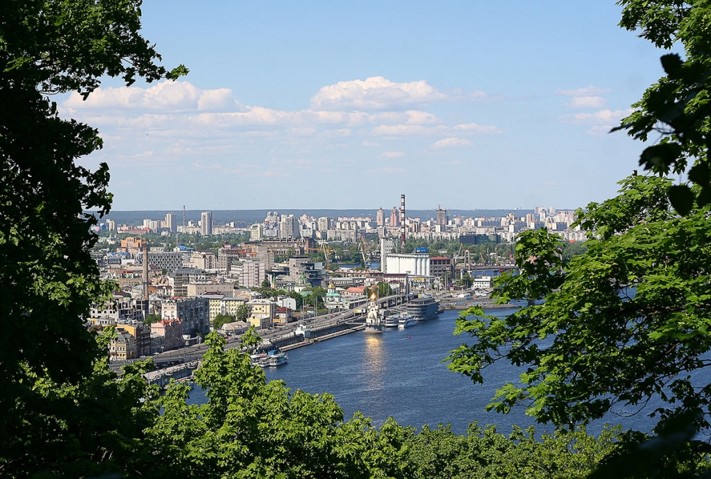 bigstock-Views-Of-The-Dnieper-River-And-110882504 - Emerging Europe