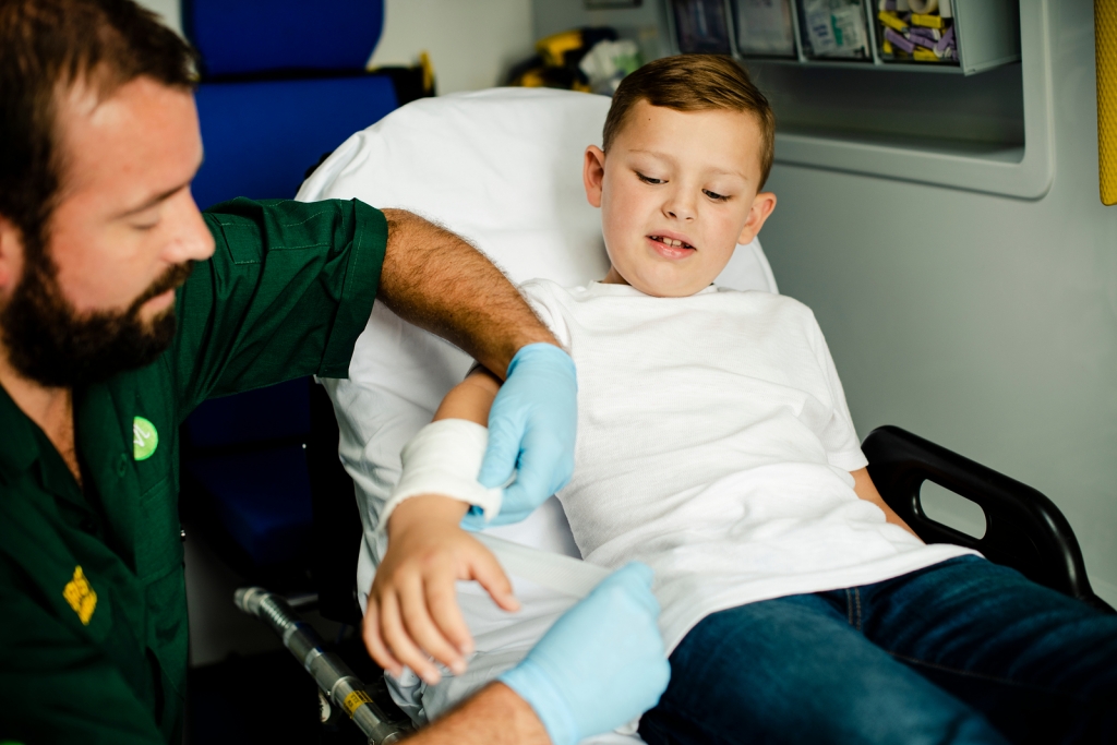 bigstock-Paramedic-giving-a-first-aid-t-268821097 - Emerging Europe