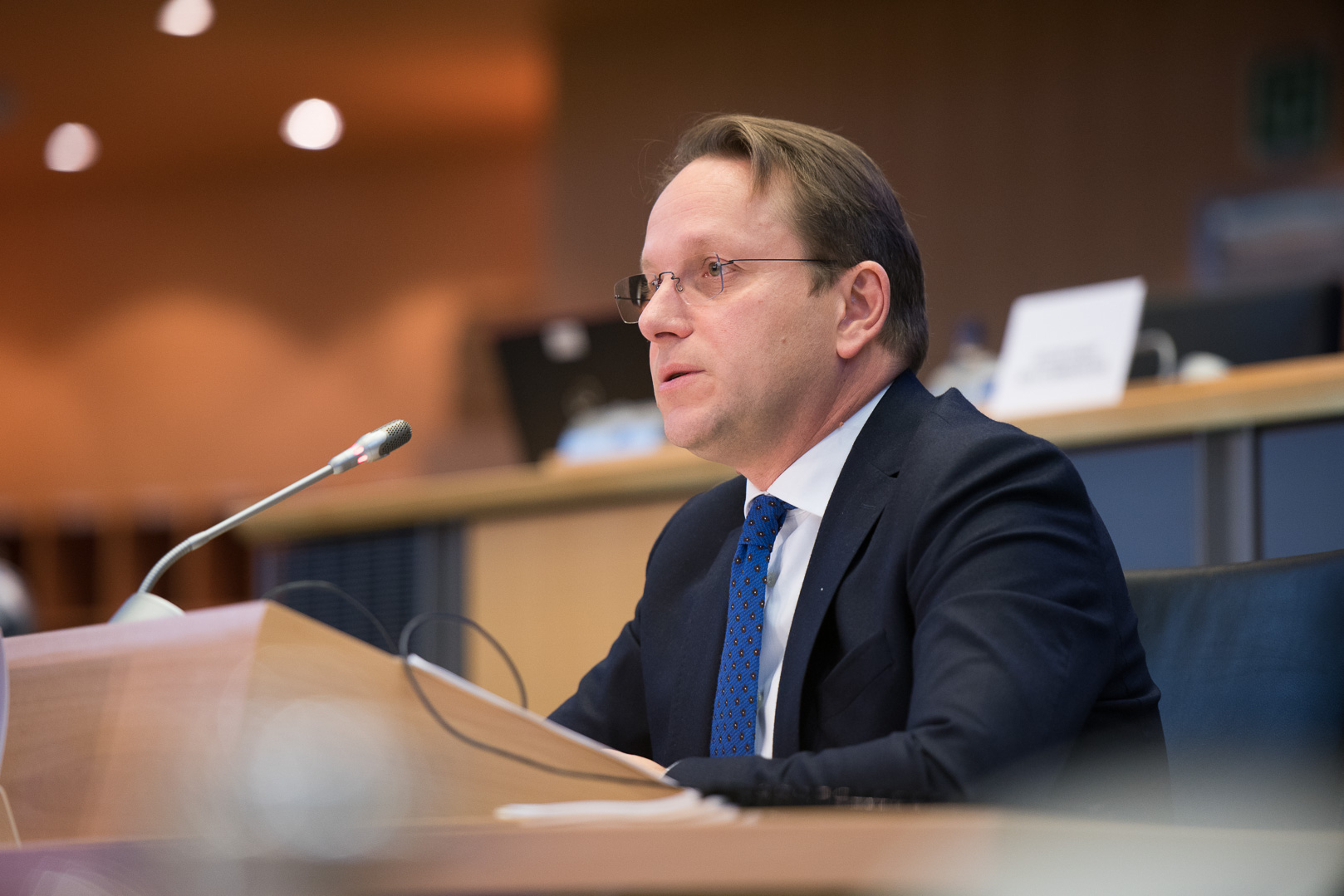 Hungarian, Romanian European Commissioners approved by EP - Emerging Europe